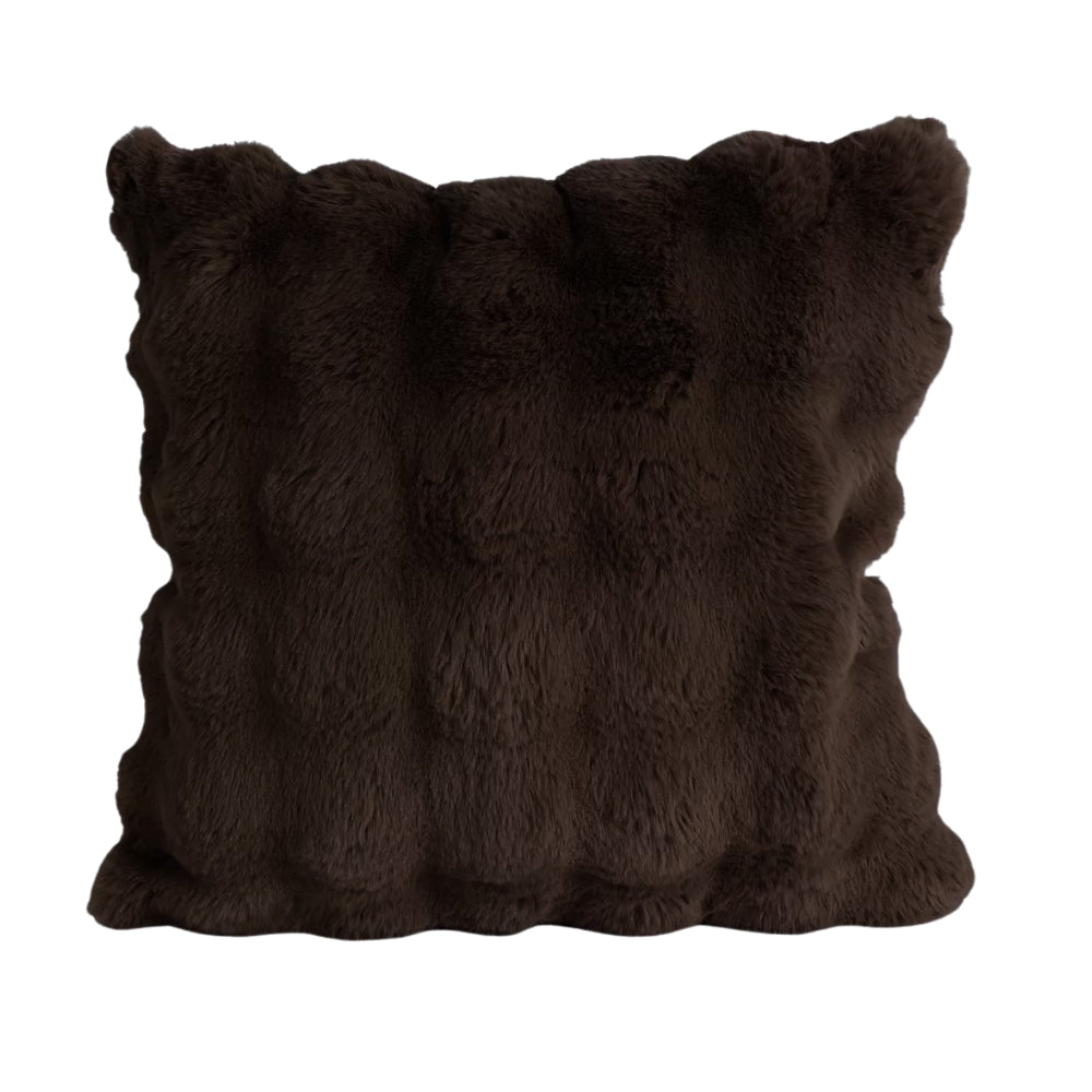 House & Home Faux Fur Throw Pillow – CHAP Aubaines