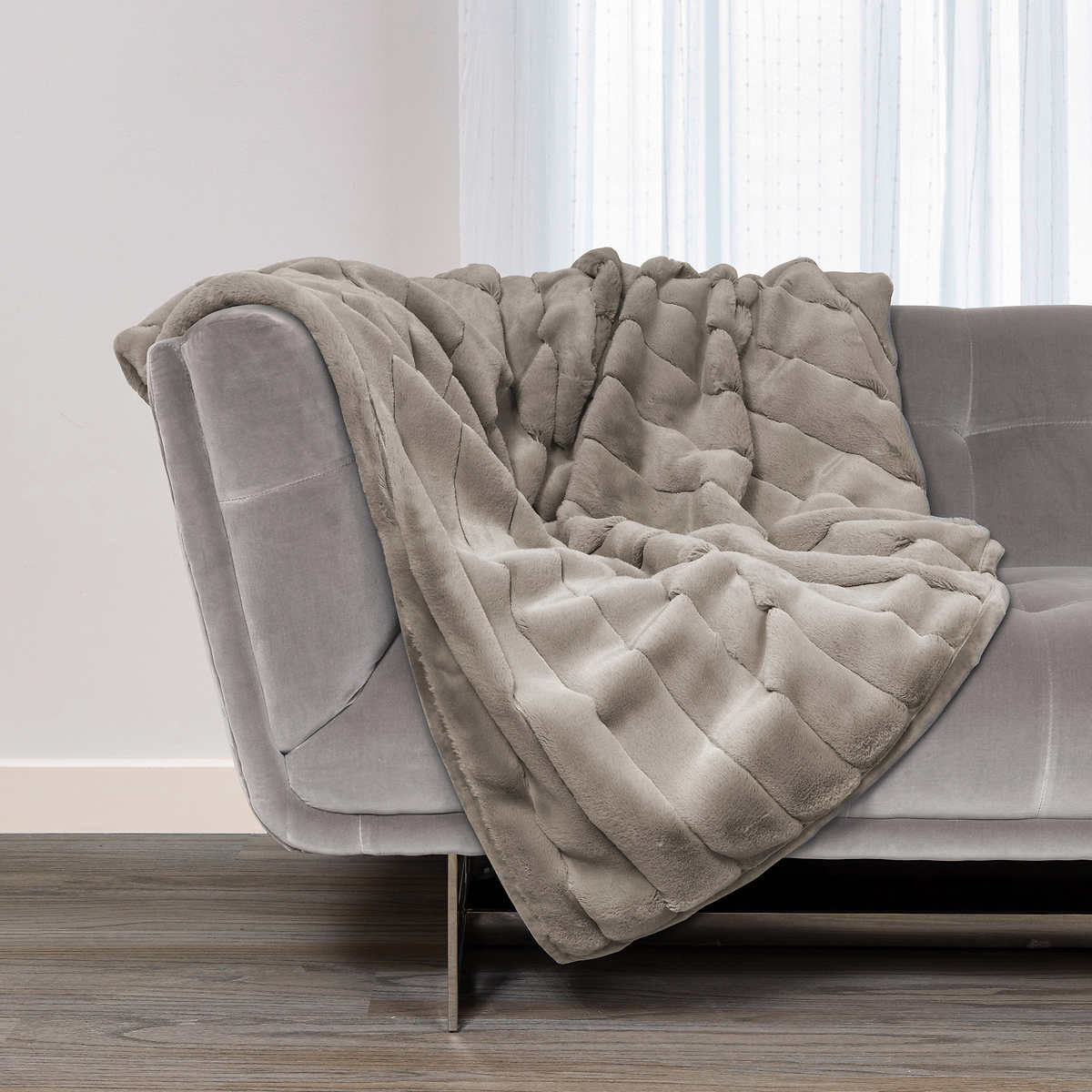 Mon Chateau - Jeté de luxe en similifourrure – CHAP Aubaines